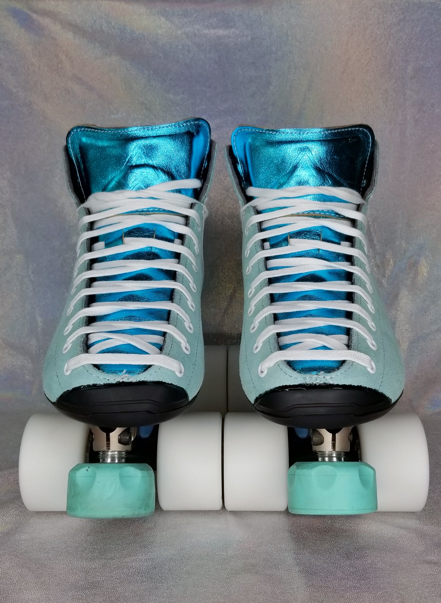 Antik AR2 Roller Derby Skate - PIGEON PACKAGE